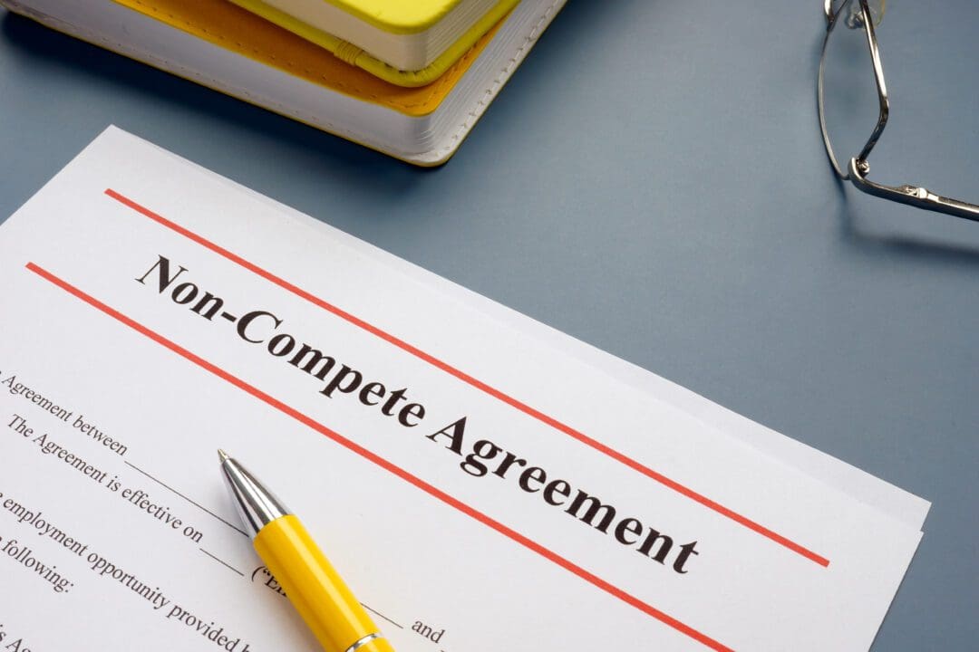 FTC Bans Non-compete Clauses - Latin Business Today